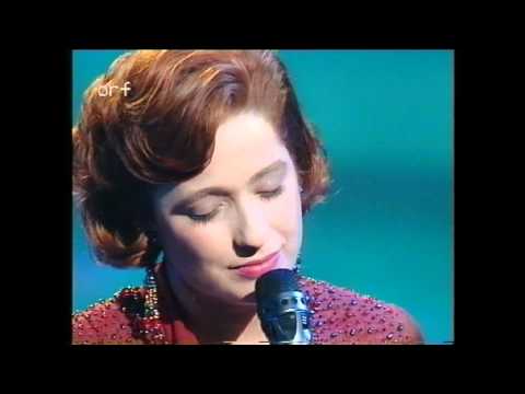 ESC 1993 – Ireland – Niamh Kavanagh – In Your Eyes – Songfestival.be